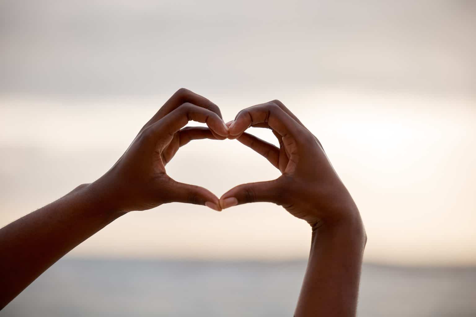35 Spiritual Symbols of Love and Their Deep Meanings - On Your Journey