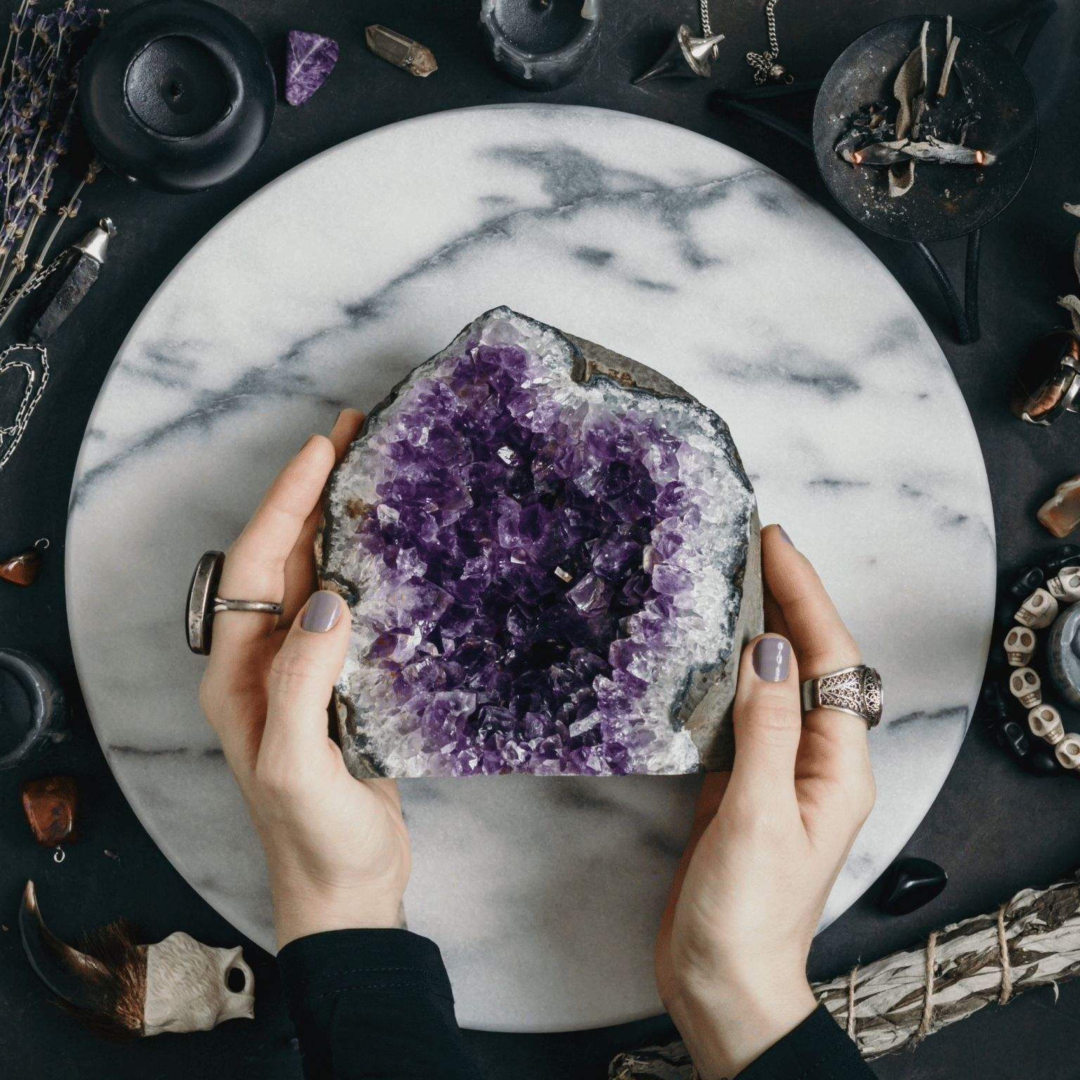 177 Amethyst Affirmations for Spiritual Growth and Healing - On Your ...
