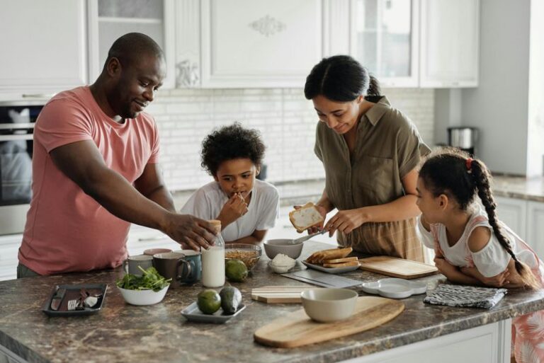 10 Signs You Grew Up In A Loving And Supportive Home